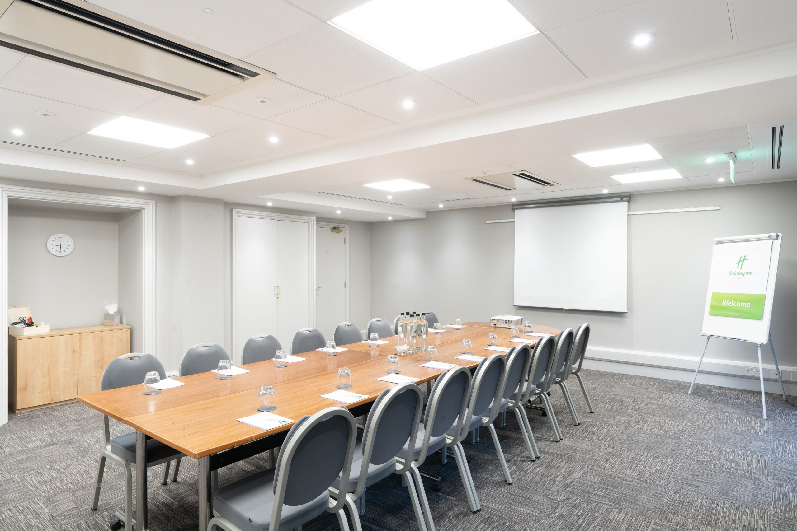 Holiday Inn Hemel Hempstead M1 J8 - Valor Meetings and Events